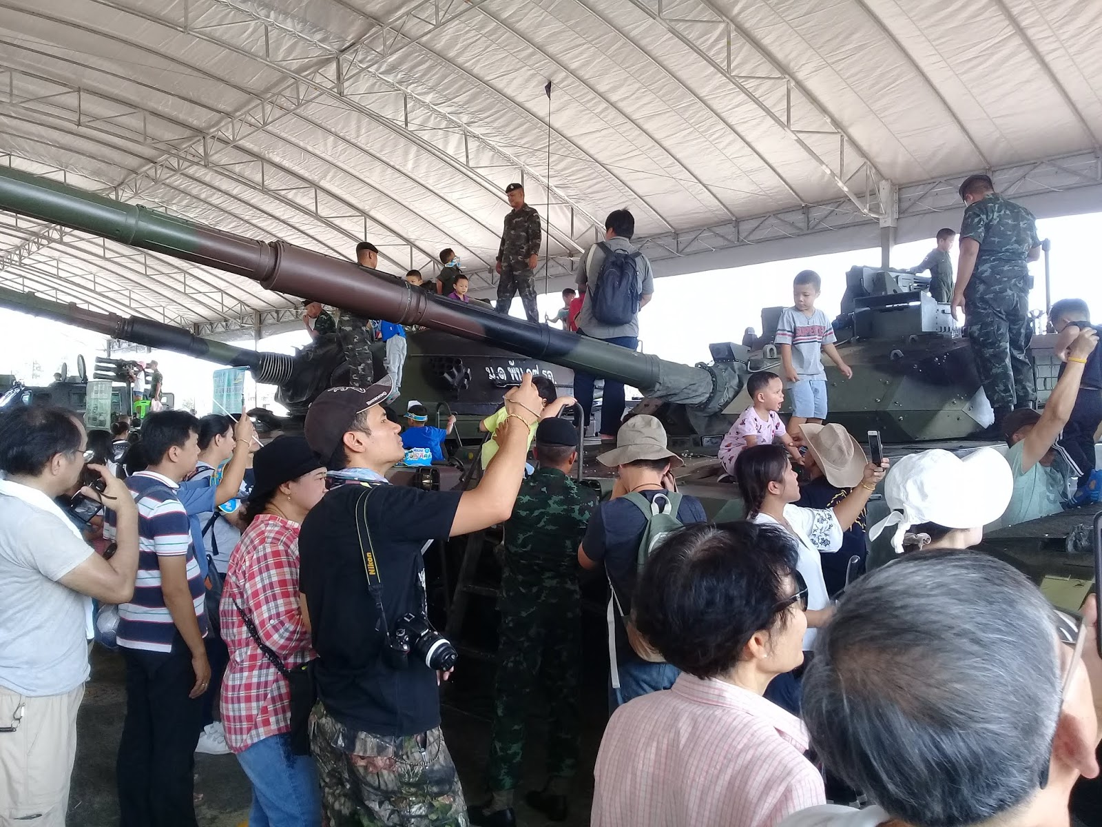 THAIDEFENSE-NEWS: Close Up : Oplot-T ,VT-4 ,M60 A3 (TIFCS) - Royal Thai ...