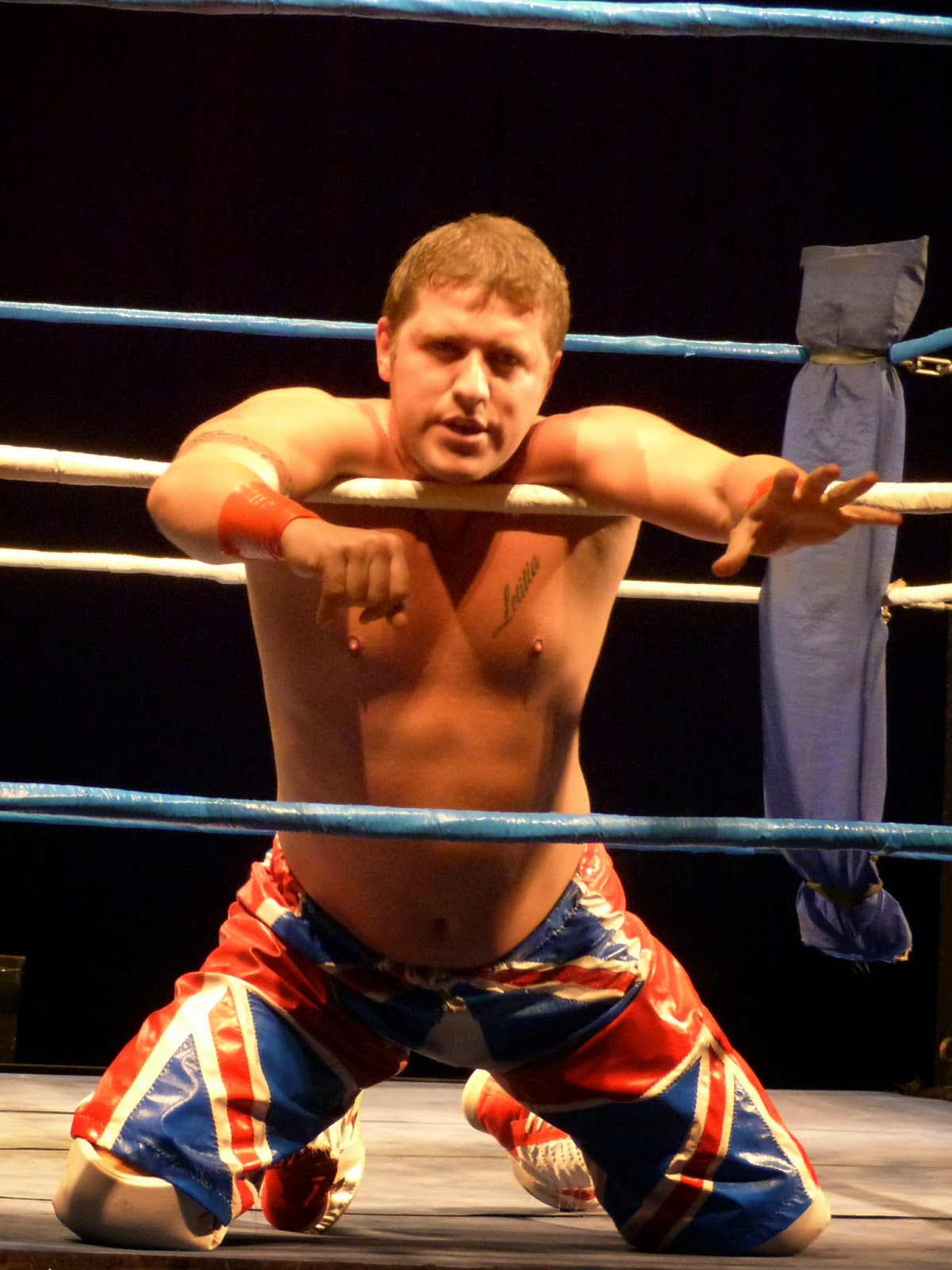 WRESTLESHOTS: ROBBIE DYNAMITE V DEAN ALLMARK
