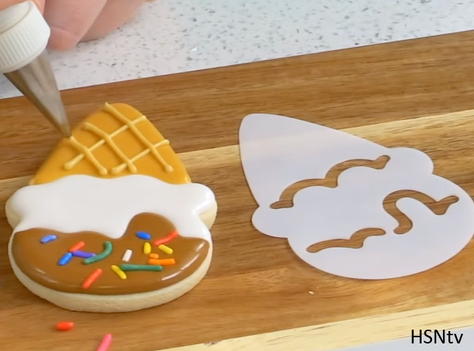 Ben Franklin Crafts and Frame Shop: DIY Designer Cookies From Templates