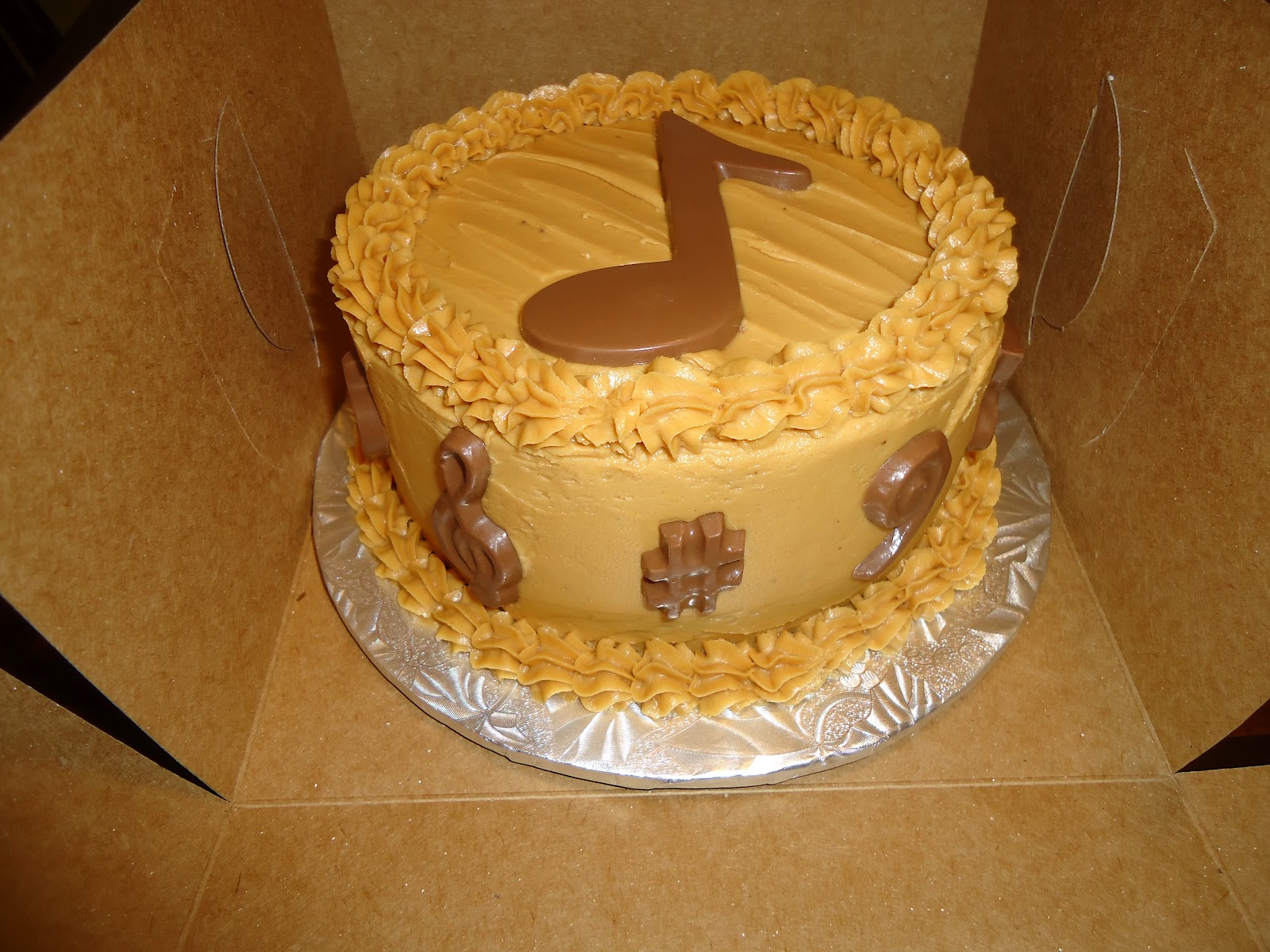 Charity's Sunshine Sweets: MUSIC NOTE CAKE