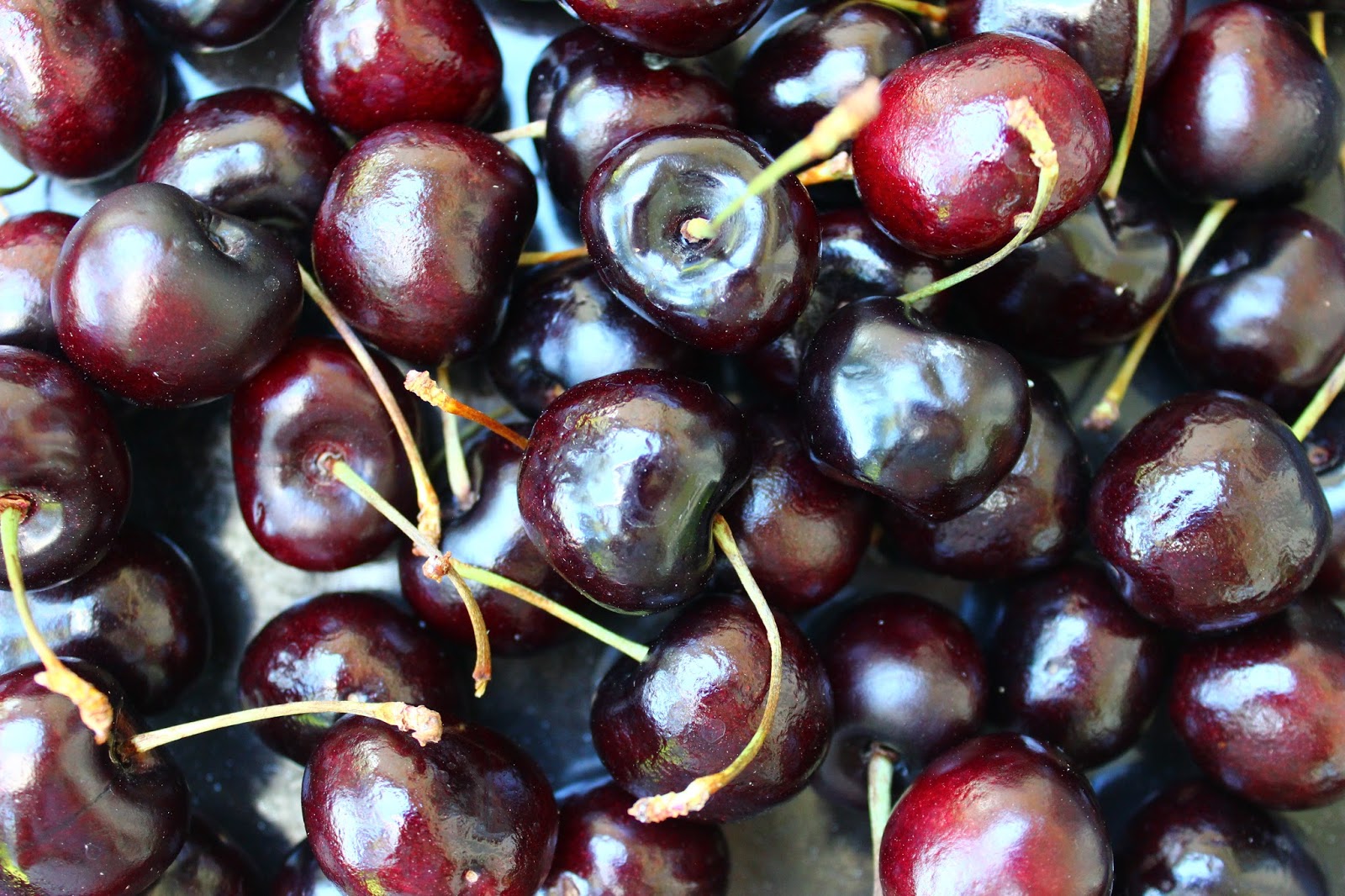 Kärähtäneet: Heinäkuun ruokahaaste: kirsikka