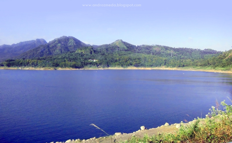 Androzmeda: Waduk Wadaslintang ''Ngabuburit''