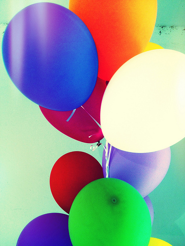 Idées de jeux pour animer des fêtes: Un ballon pour deux