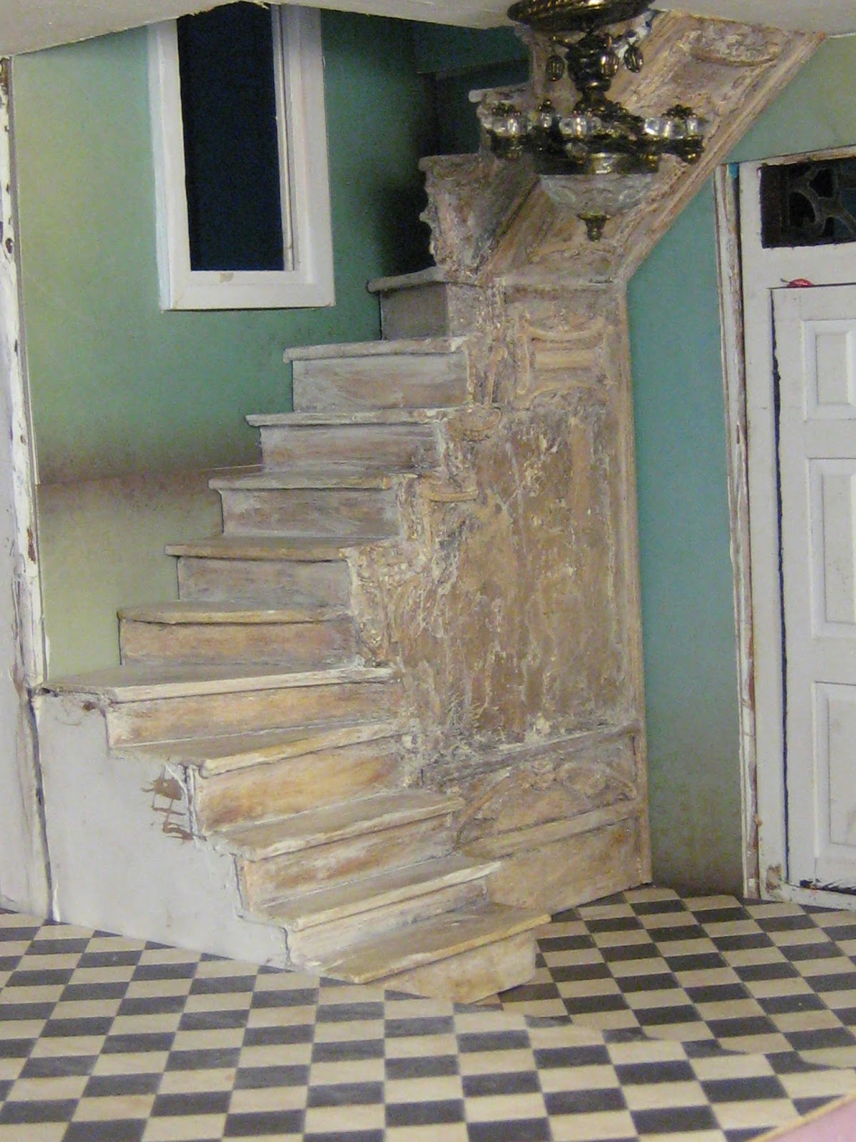 Studio E: a DECK THE HALL Story