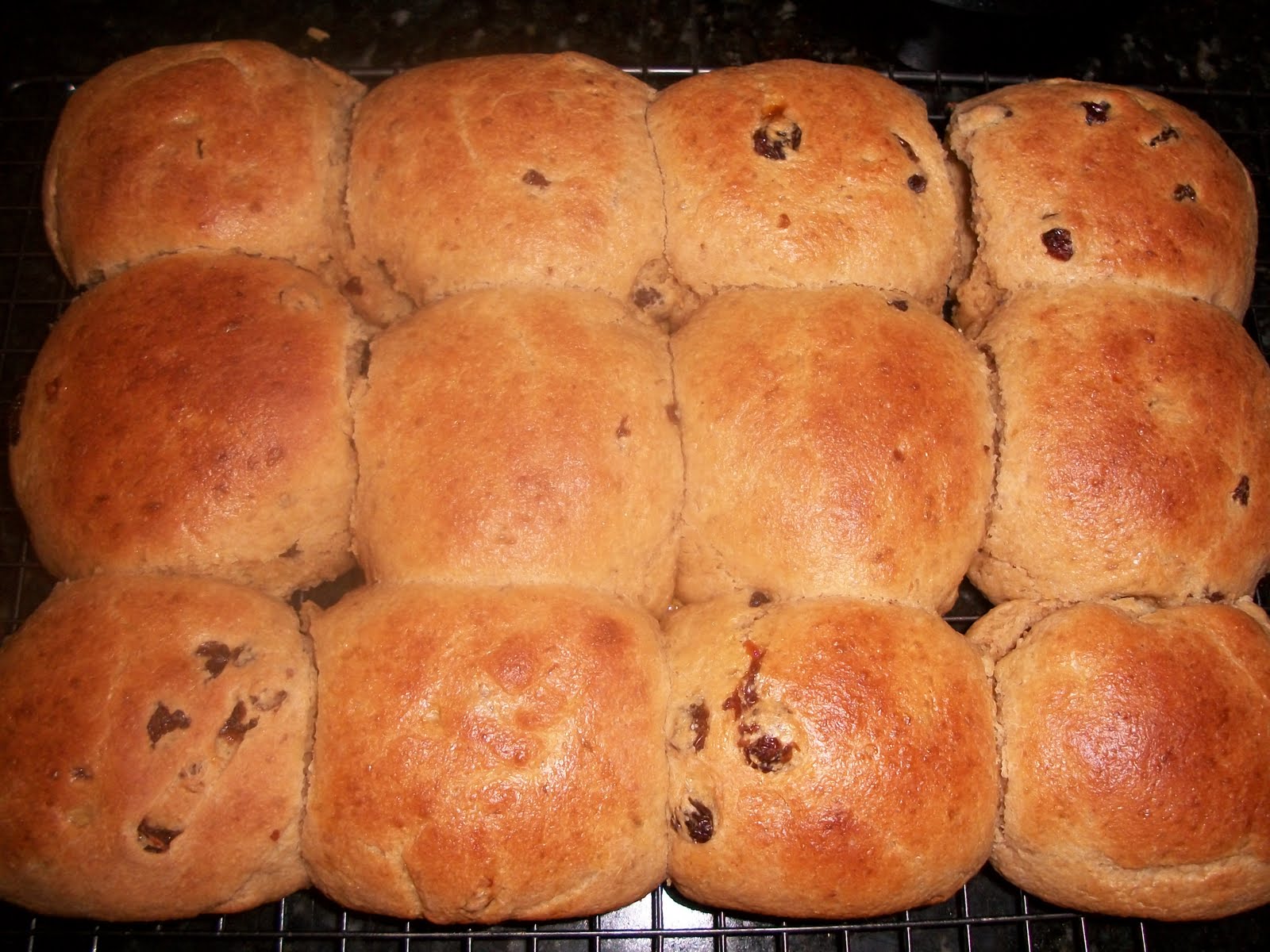 Freshly Milled Baking: Good Friday Tradition: Hot Cross Buns