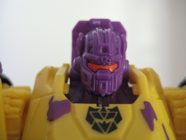 ChCse's blog: Toy Review: Transformers Generations FOC G2 Onslaught