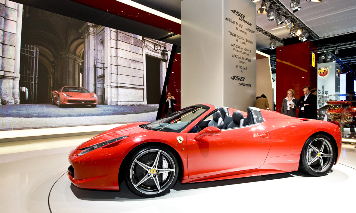 OTO WORLD: 570 HP’lik Ferrari 458 Spider Türkiye’de!.