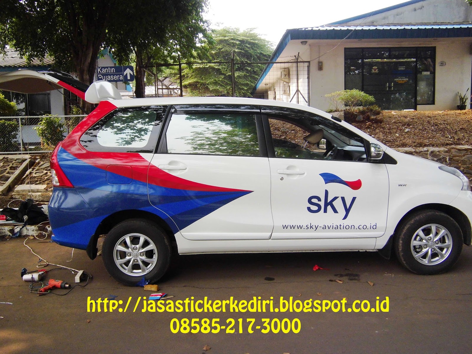 Harga Sticker Branding Mobil : 08585-217-3000 | Jasa Pasang Sticker ...