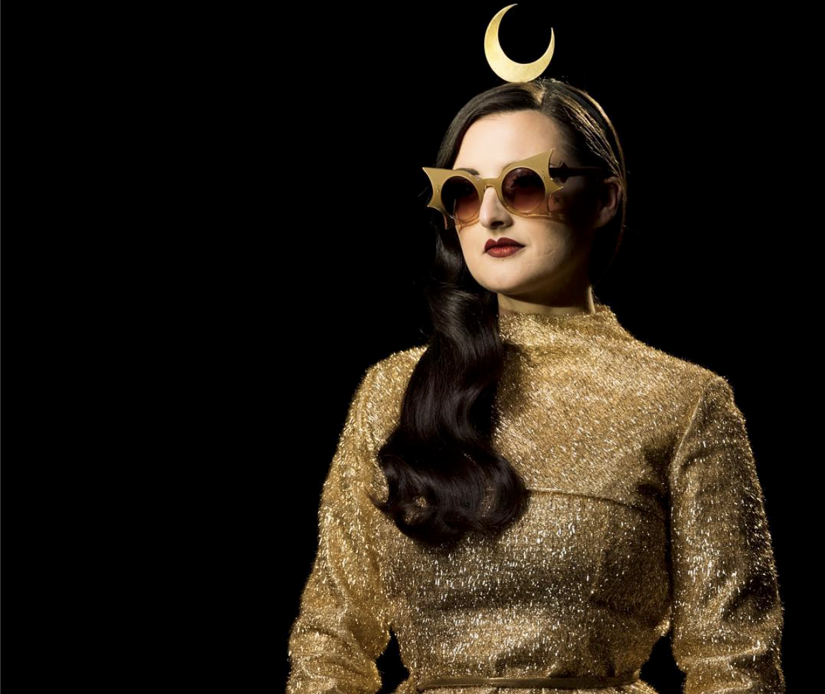 www.reneeruin.com: The new golden era of the luxurious goth | An ...