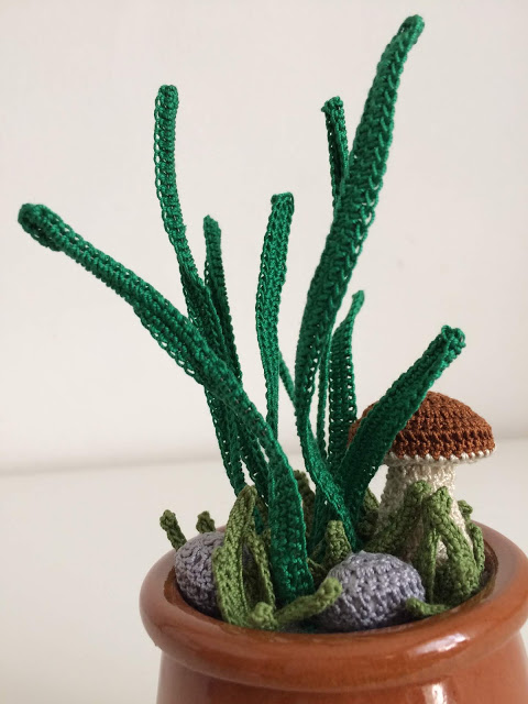 Explanation of the third part of the crochet undergrowth