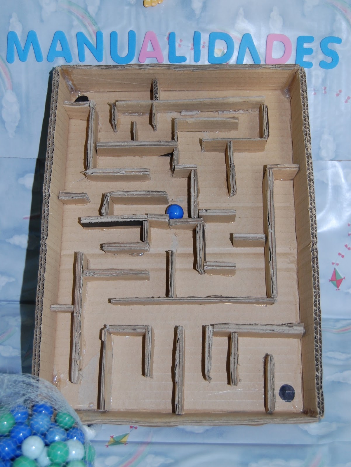 Manualidades con ilusion: LABERINTO