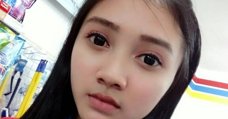 Cerita Seks - Saling Menunjukkan Kemaluan Dengan Saudariku | Cerita Semi Bokep