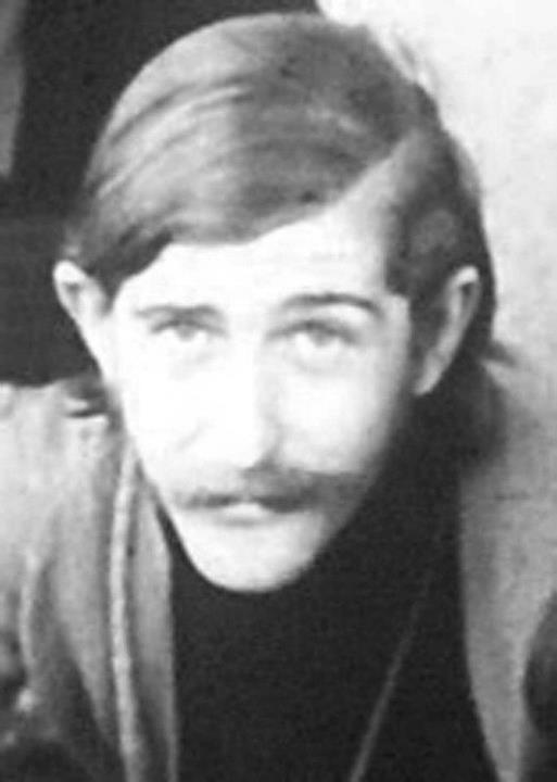 Lenin en Octubre: 14 de agosto "Día de los Mártires Estudiantiles"