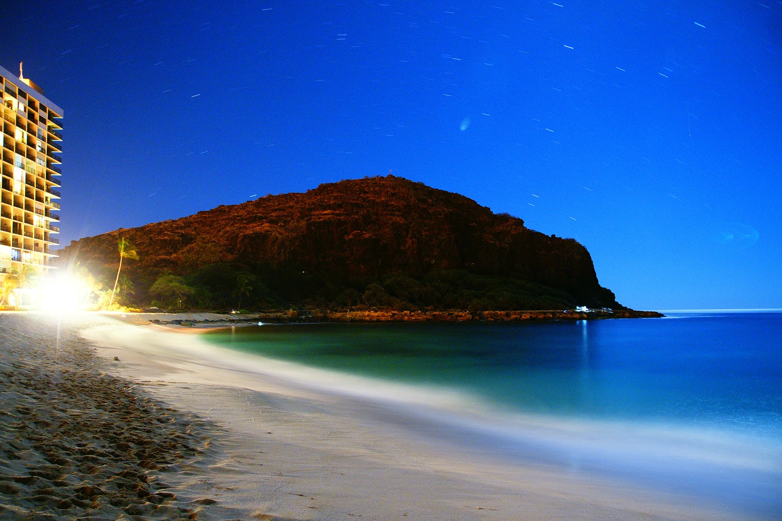 DGC's Hawaii Hiking Tales: 8-25-2012: Lahilahi (Black Rock) Point ...