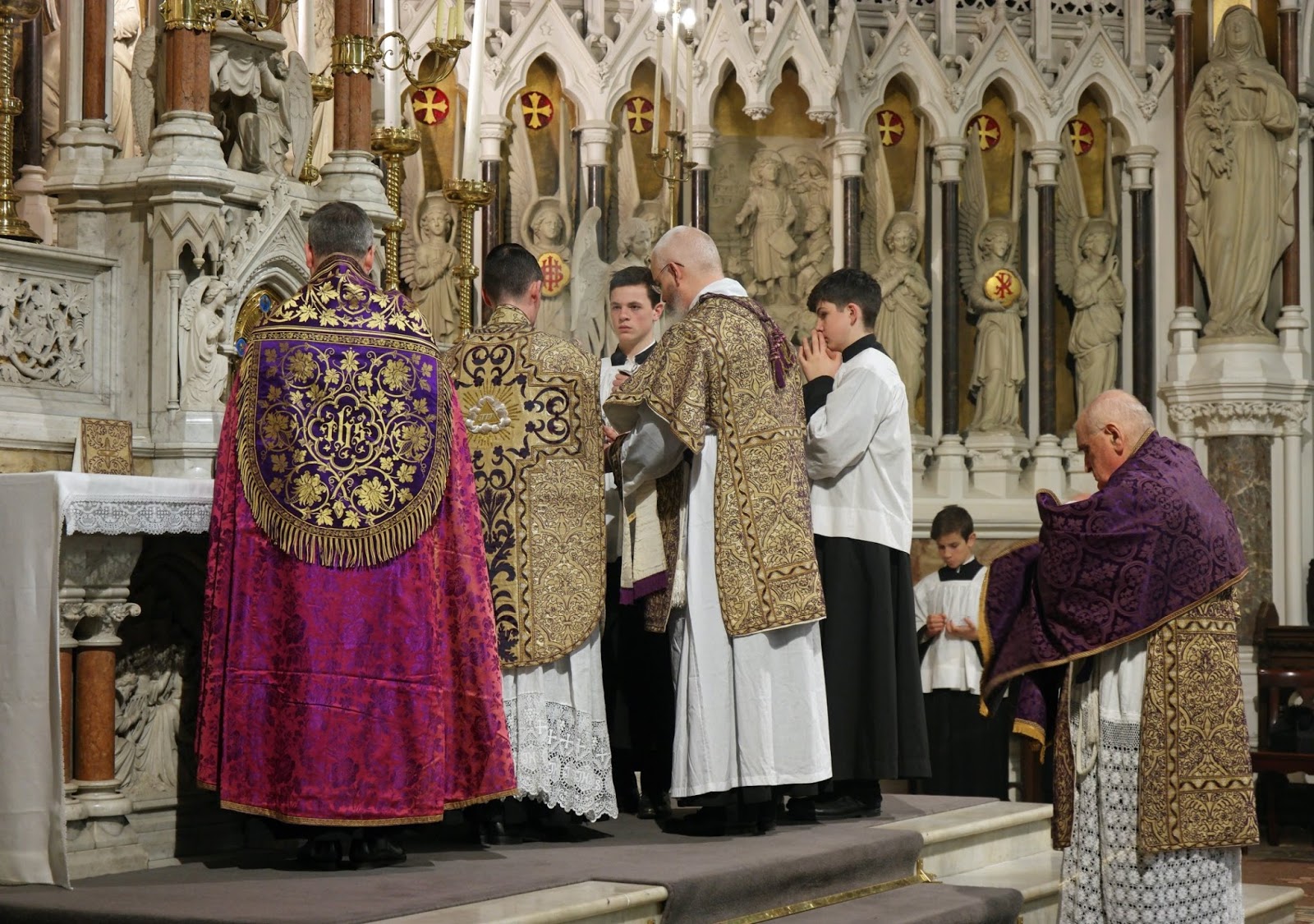 New Liturgical Movement: A First Mass in Ireland