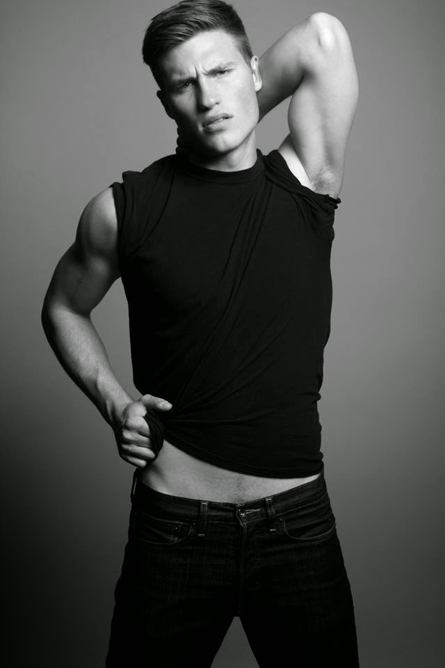 Seattle Artists Agency: SAA's Joey Castonguay!