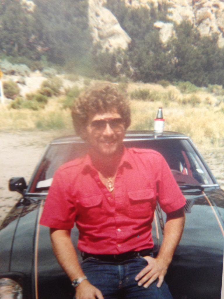 33 Awesome Pics of Cool Dads When They Were in the 1970s ~ Vintage Everyday