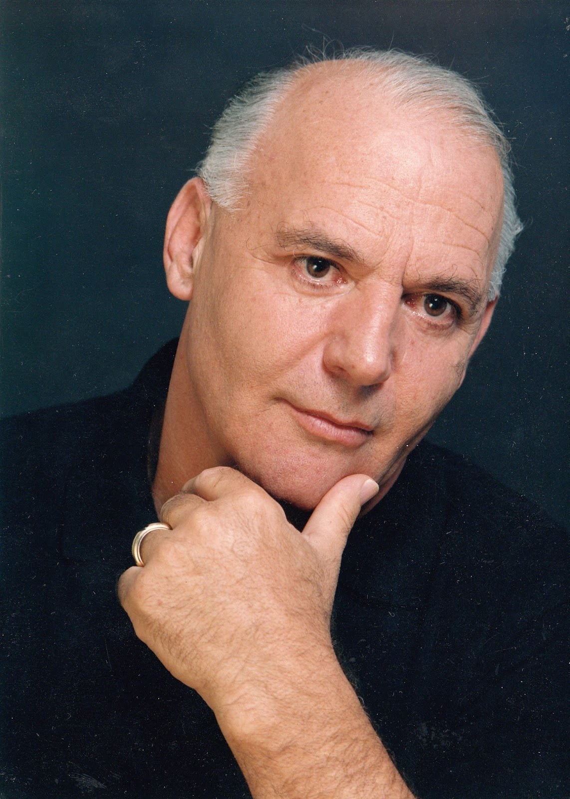 Κοκκινη ομπρελα: 2016