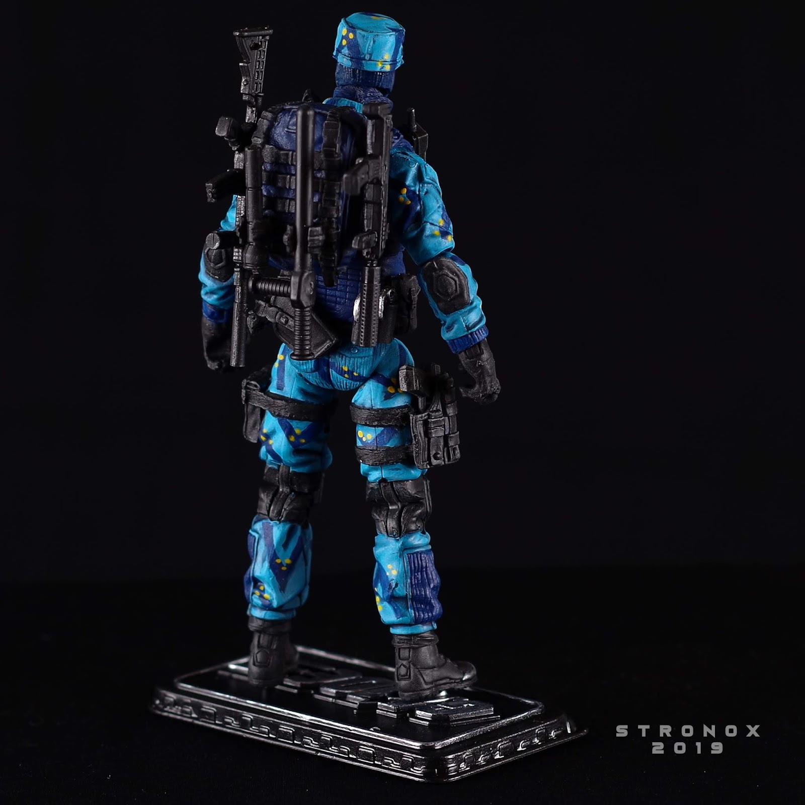 Stronox Custom Figures: November 2019