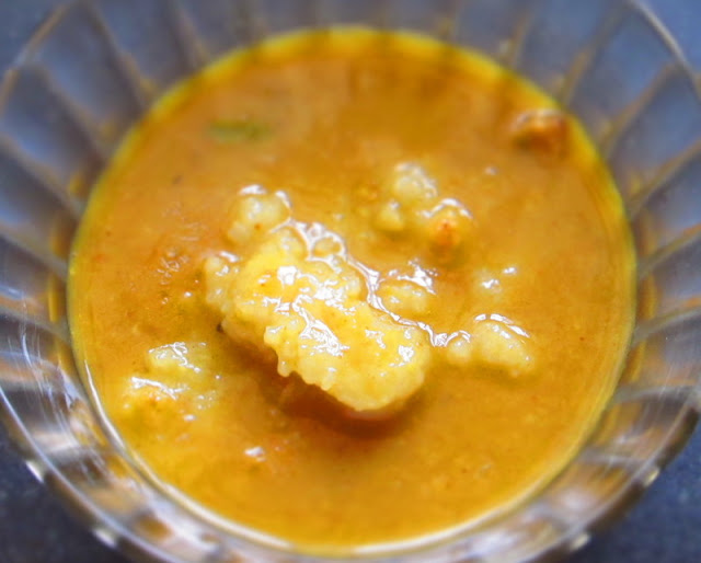 Sauce (The Food Blog): Indian Chicken Dumpling Soup