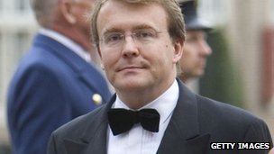 Cempaka Belanda: Dutch Prince Johan Friso 'buried by Austria avalanche'