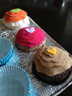 Happiness and Living Fab!: DIY: Making Felt Cupcakes (Free Pattern ...