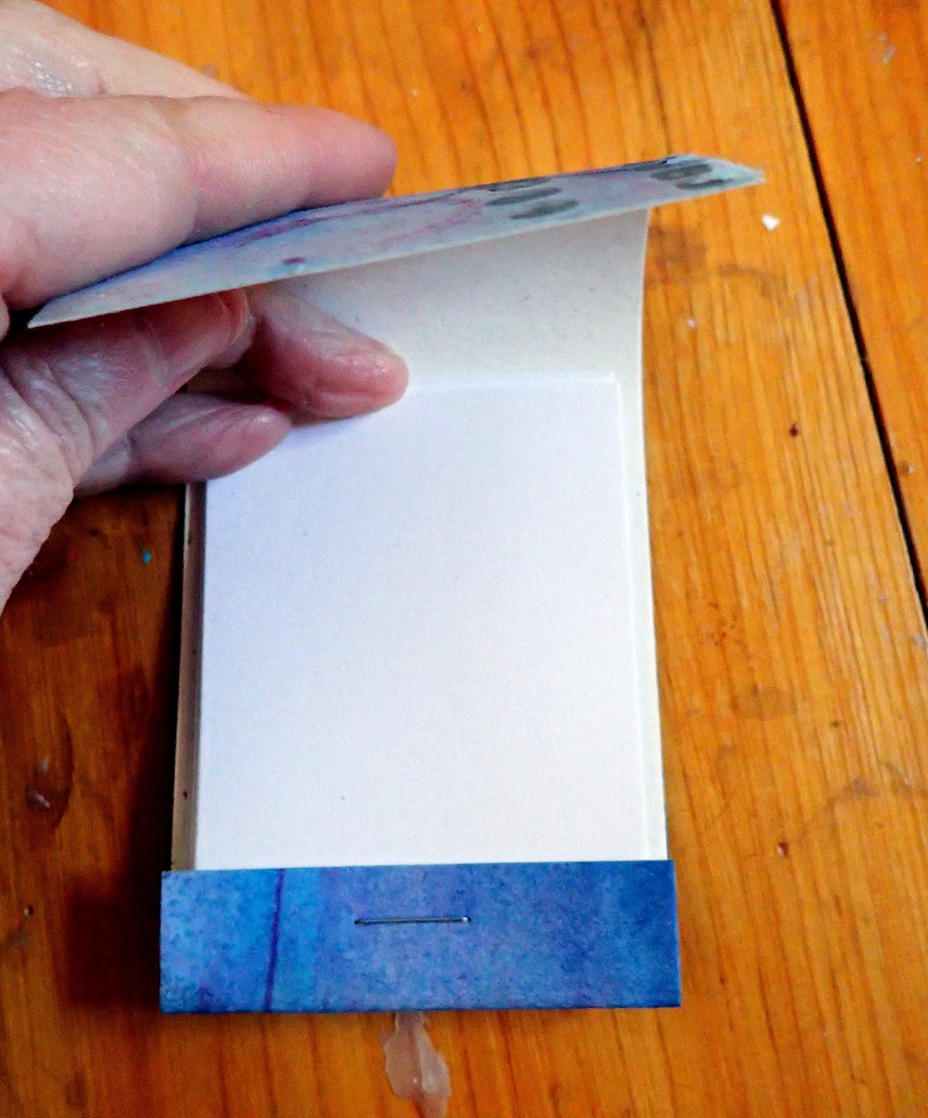 Letting in the Light: Matchbook Notepads - Tutorial