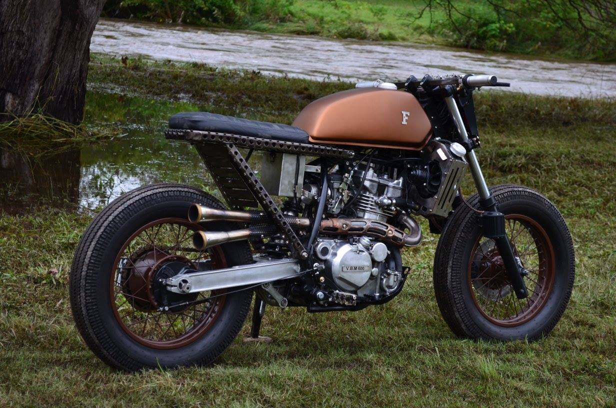 V.B.M #13 F - V.B.M #16 zombie hunter - V.B.M #18 Honda dax / Vida ...