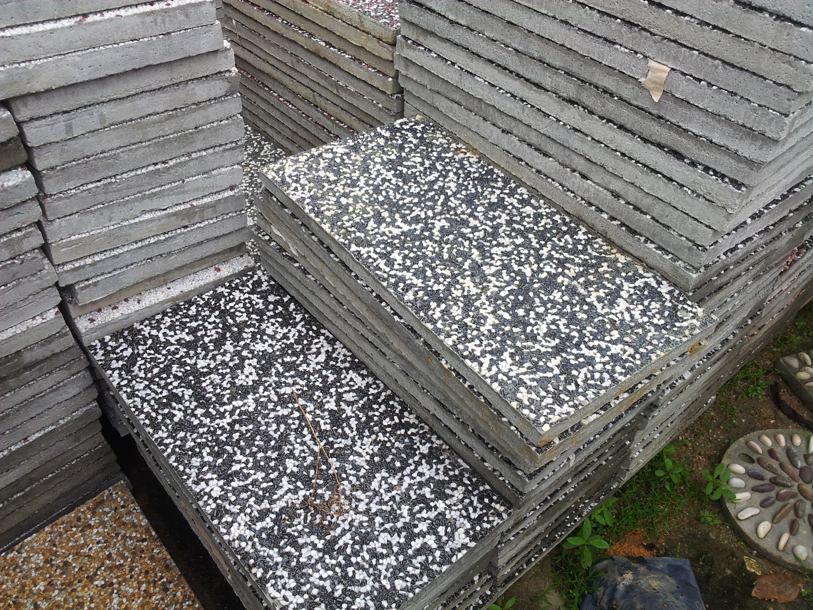 A.b.A.h..A.h.M.a.D: BELI RUMPUT..