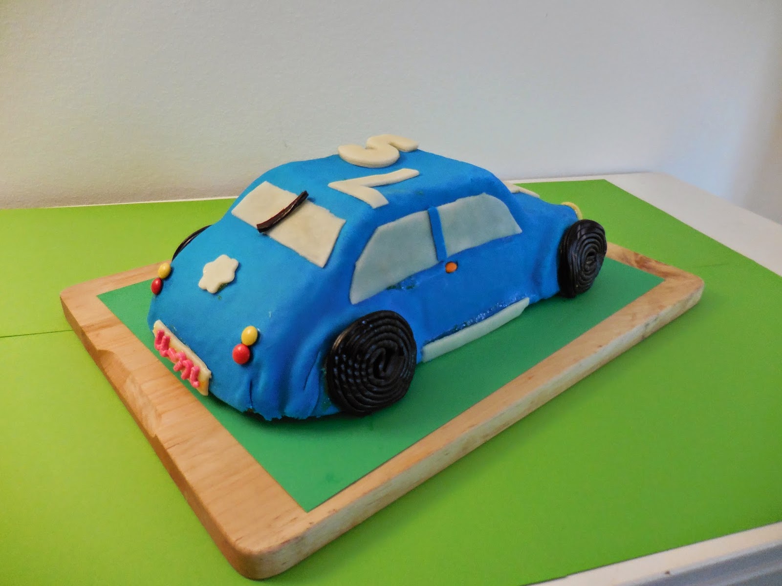 Conny Bakes: Auto Cake voor een jarige