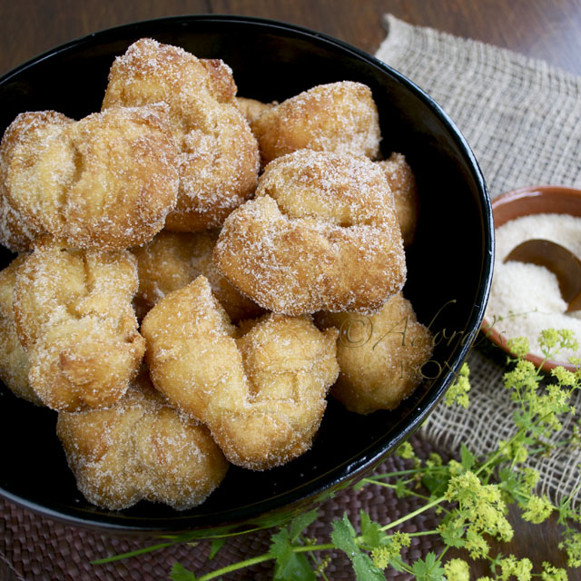 Adora's Box: BUÑUELOS