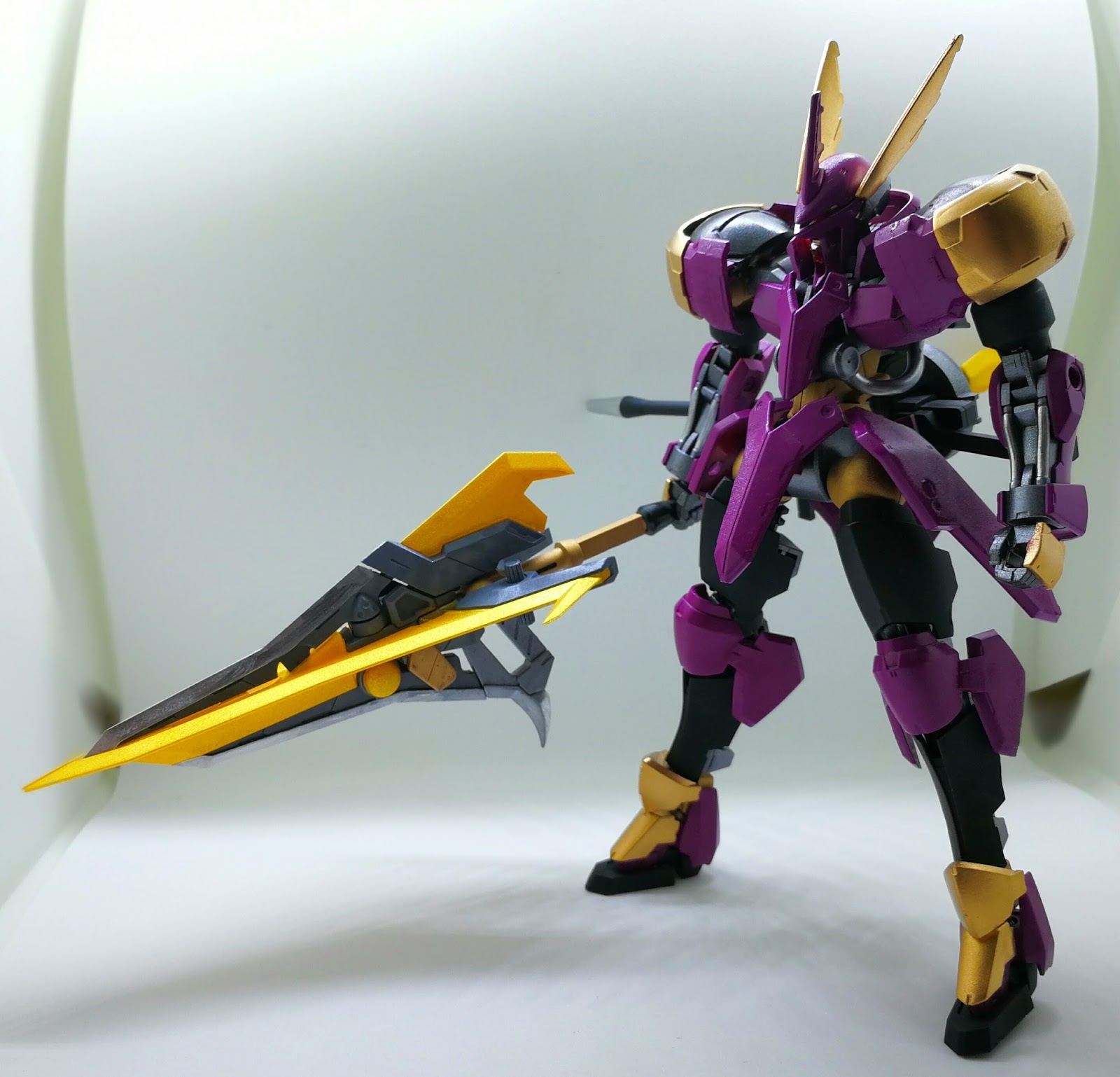 Gunplanerd: [Custom] Bandai HGIBO 1/144 V08-1228 Grimgerde Vanguard ...