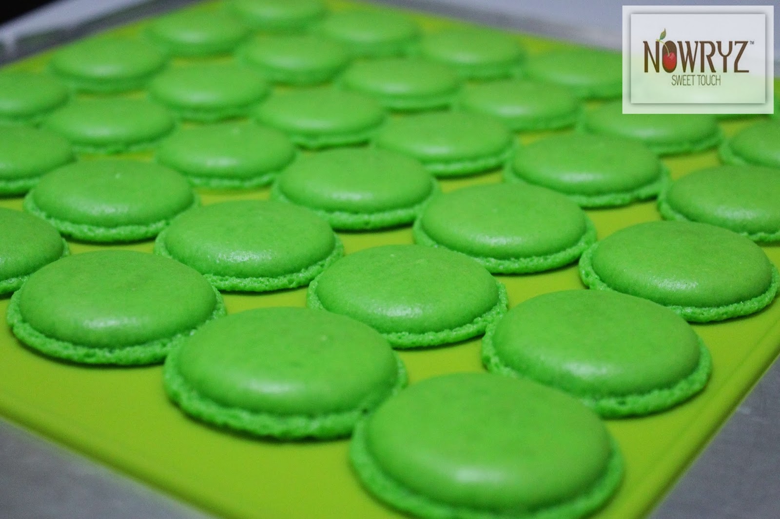Nori Ibrahim Sweet Touch: Tempahan macaron kini dibuka semula :)