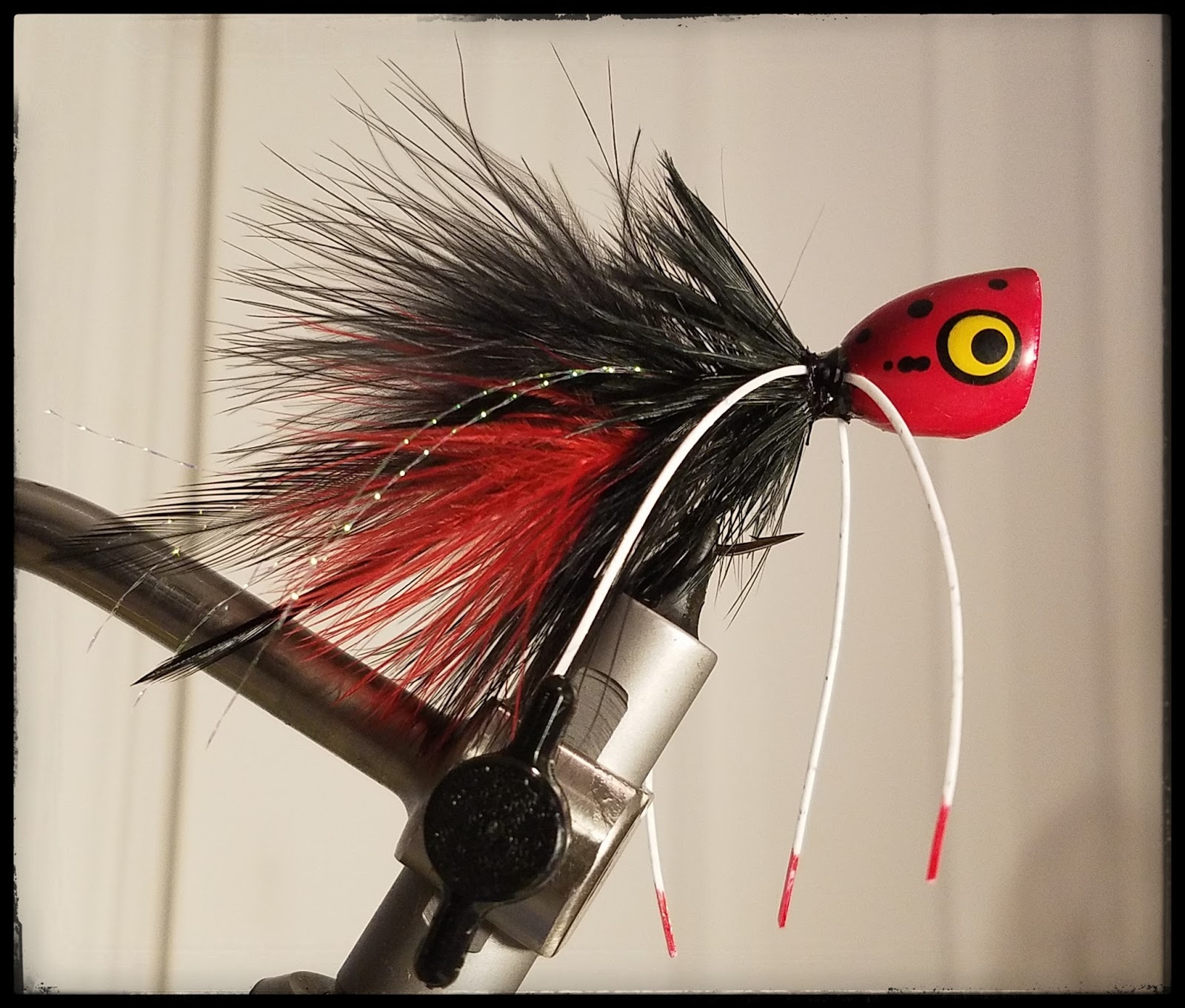 Fish a Fly: Fly tying ... Bass popper flys