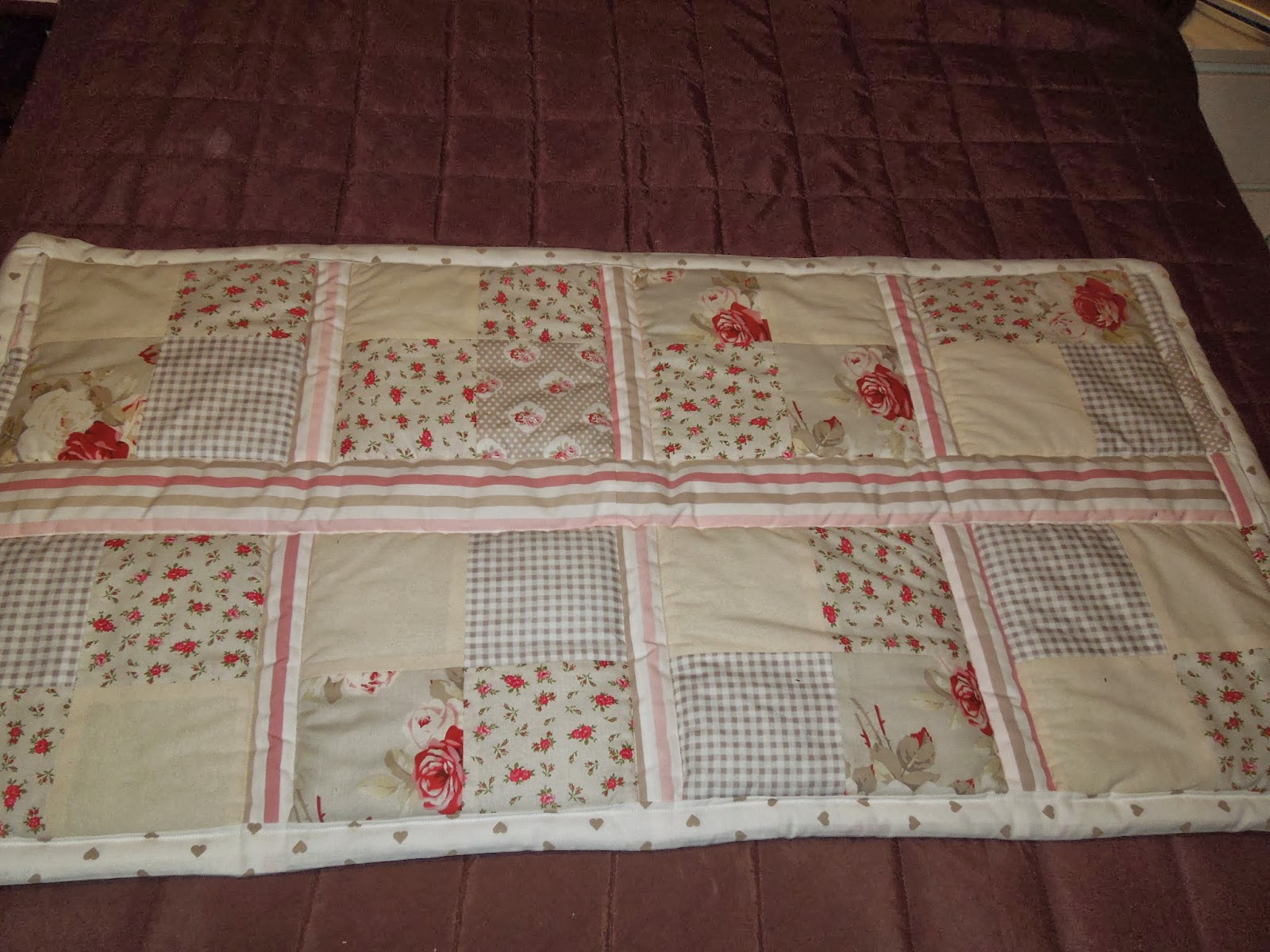 Les Toiles Roses: Couvre-lit bébé Marie-Pierre style Shabby