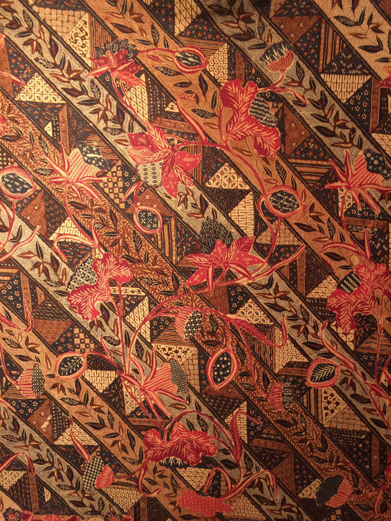 The journey to Batik / De reis naar Batik / by Sabine Bolk: Javanese ...