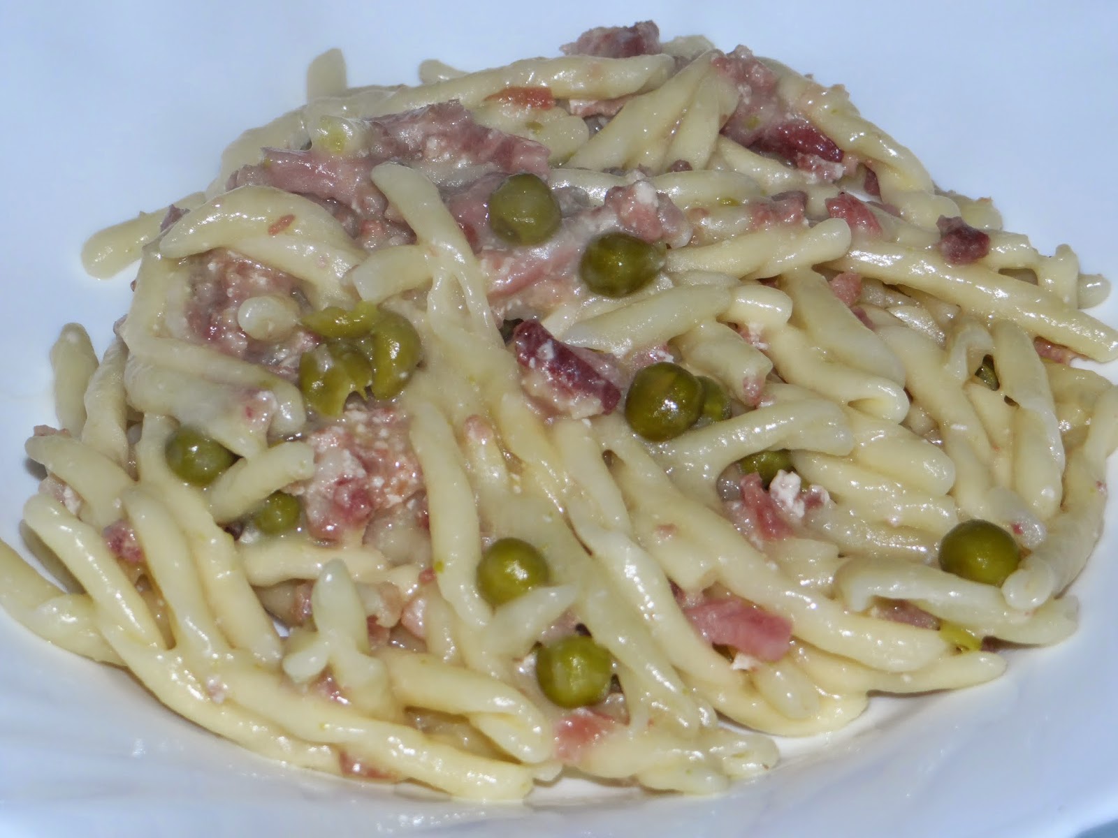 L'arzdouréina: Strigoli speck e taleggio