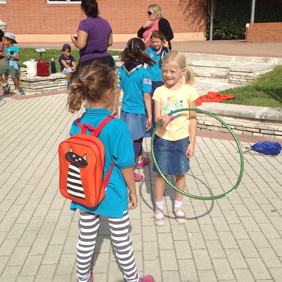 McPaynes: Doing Our Best - Dibbing & Dobbing