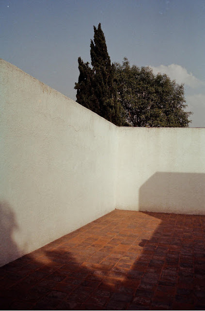 The temples of consumption: Luis Barragán (1902-1988)