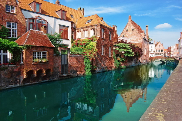 Passion For Luxury : MEDIEVAL TOWN OF BRUGES