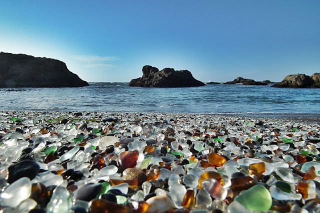 Glass Beach - Playa De Cristal - Introspective World
