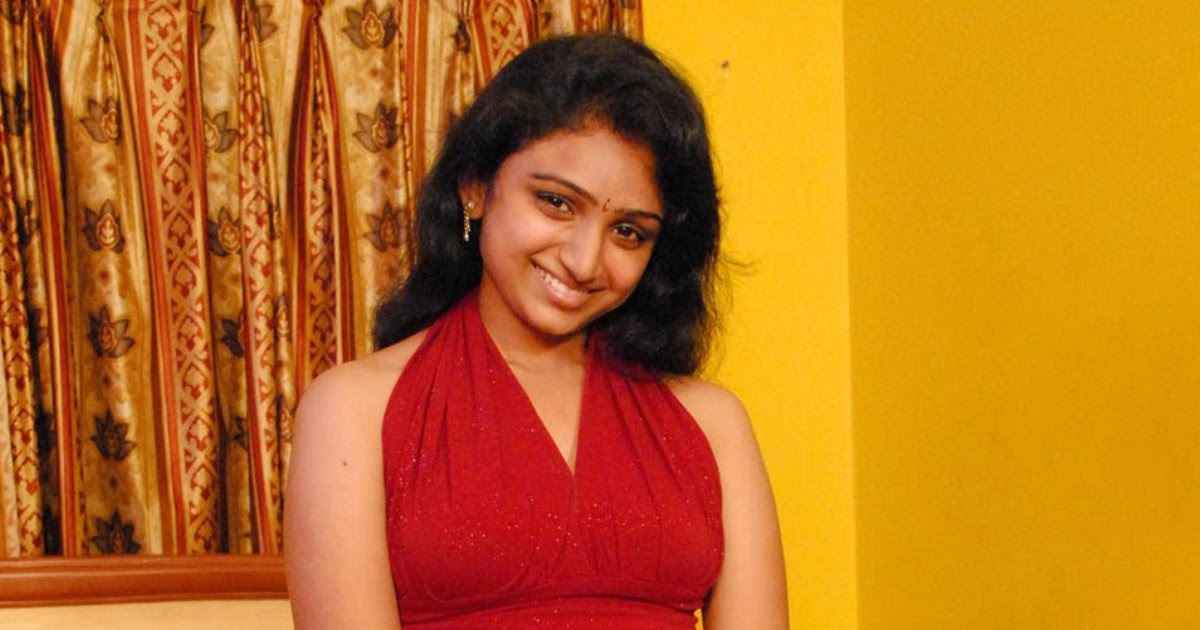 B-Grade Movies: Actress Waheeda hot saree stills