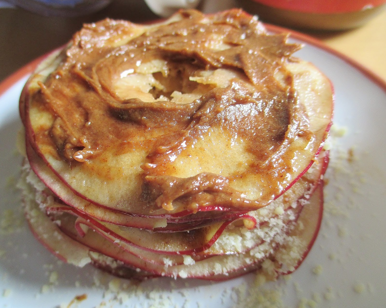 Rawdorable: Celebrate the 4th w/a Raw Apple Pie Cronut