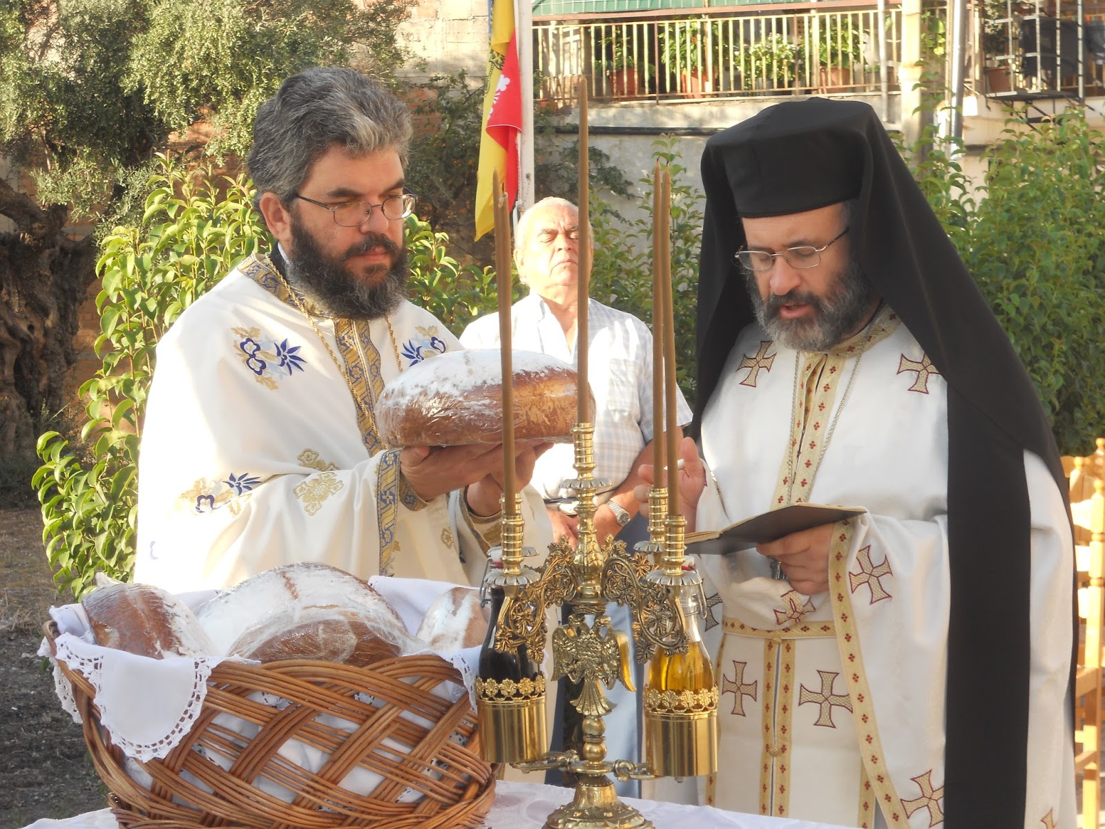 ΔΙΑ ΧΕΙΡΟΣ: « ΠΑΝΗΓΥΡΙΚΗ ΘΕΙΑ ΛΕΙΤΟΥΡΓΙΑ ΠΑΡΕΚΚΛΗΣΙΟΥ ΑΓΙΑΣ ΣΟΦΙΑΣ ΚΑΙ ...