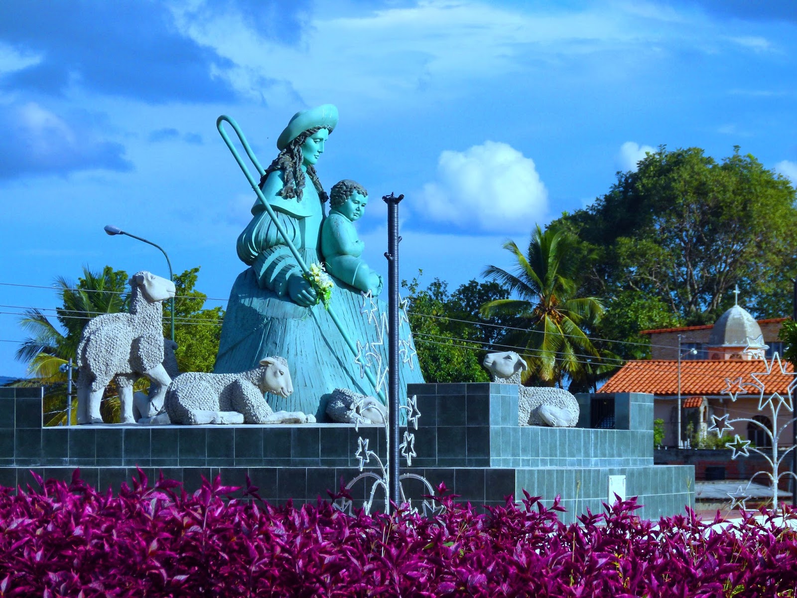Monumento La Pastora en Masa Flexible - Ysnelda Solano Hecho a Mano