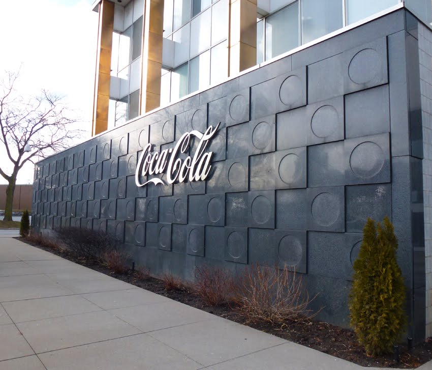 Occasional Toronto: Coca-Cola Wall