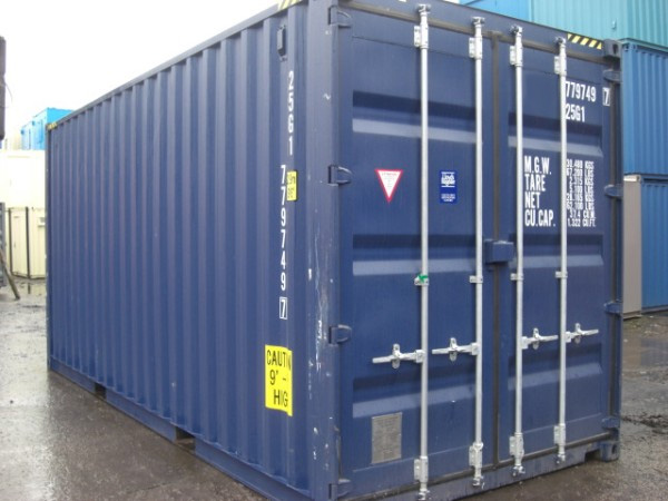 Tainer: Here 15 foot shipping container for sale