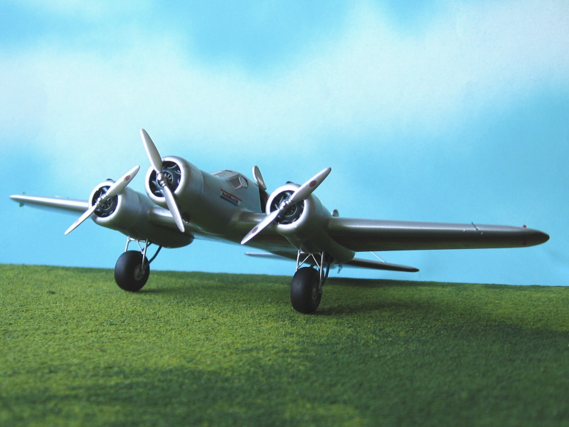 Wings of Intent: Pander Postjager