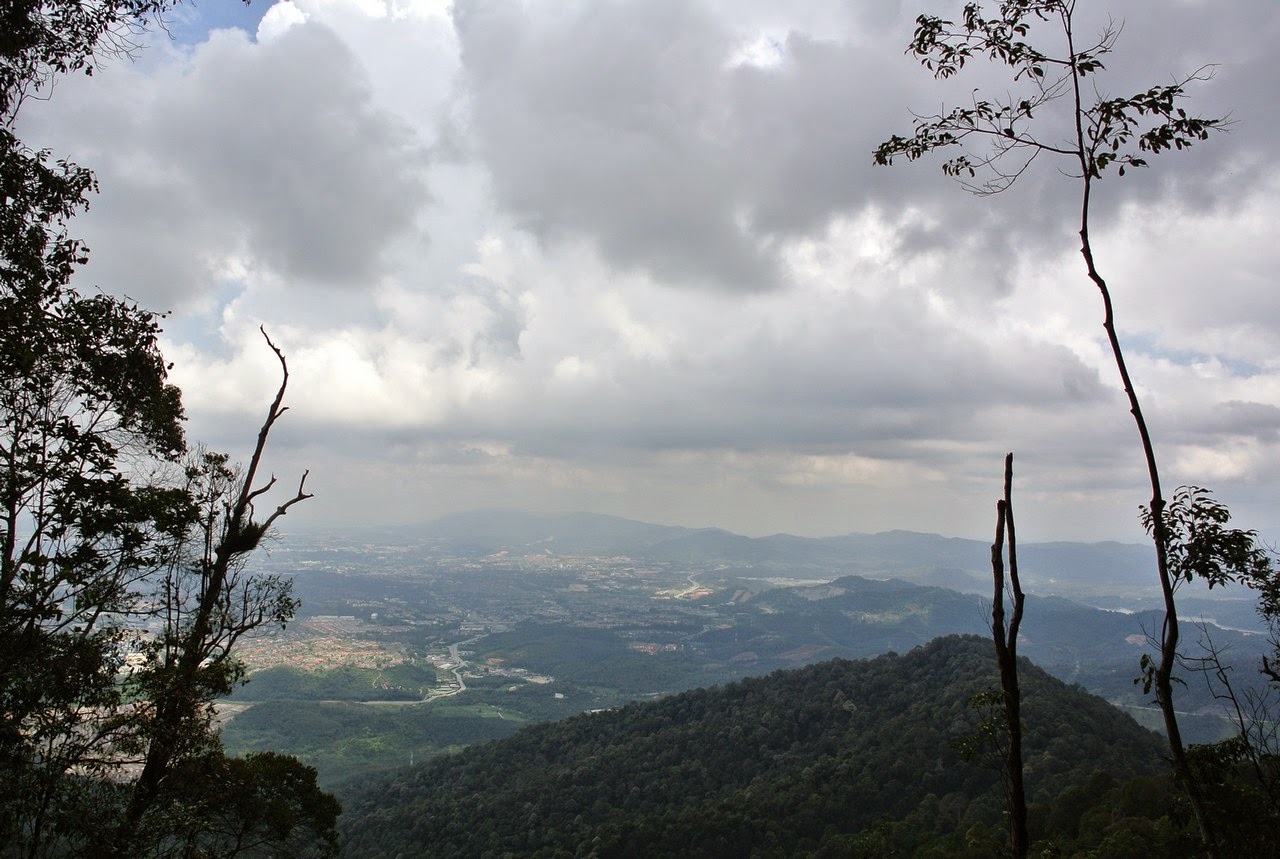 afifplc: Gunung Angsi hike