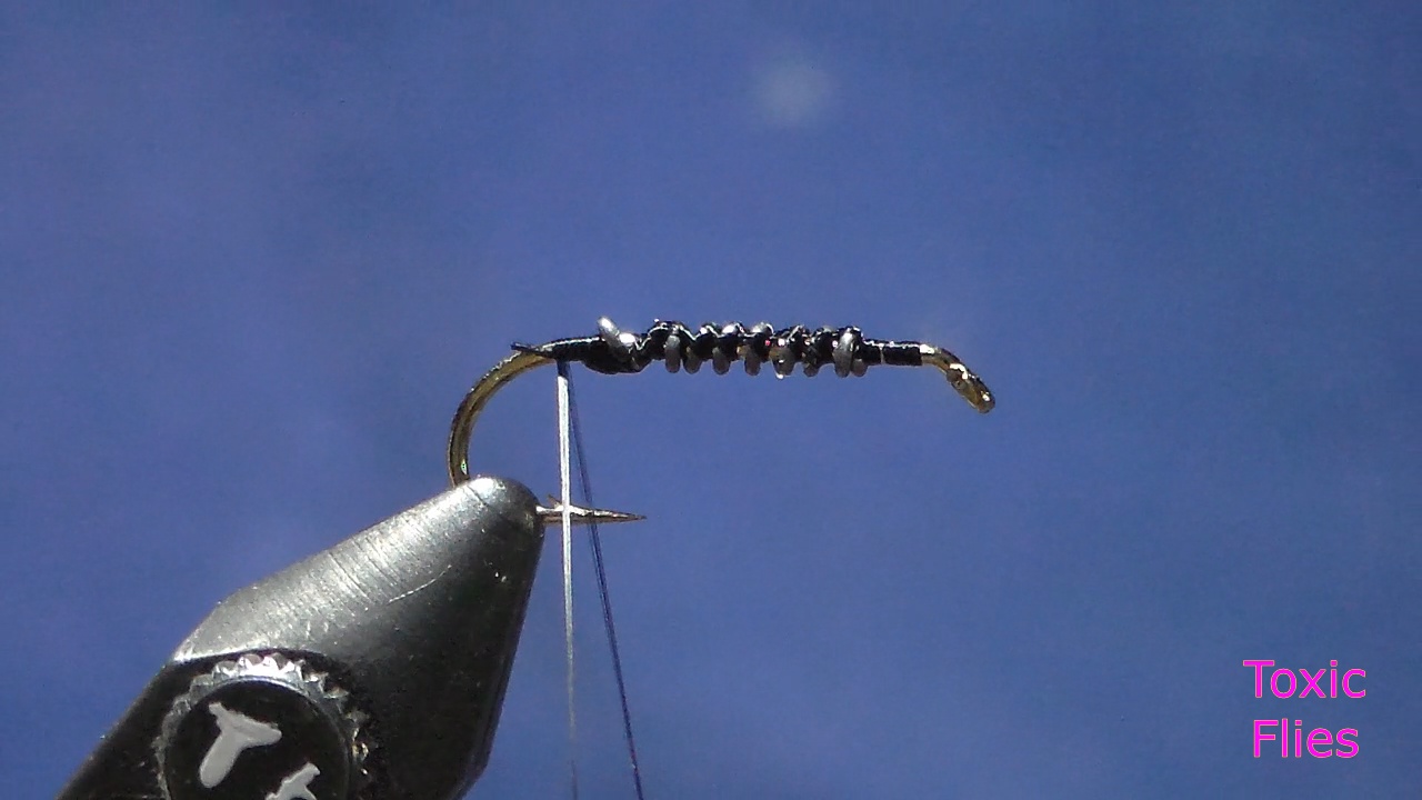 Fly Patterns: Black Mini Leech